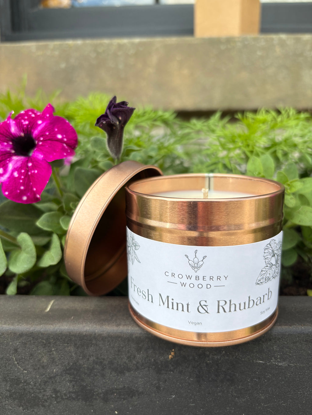 Crowberry Wood Tin Candle- Fresh Mint & Rhubarb – Crowberry Wood 2024 LTD