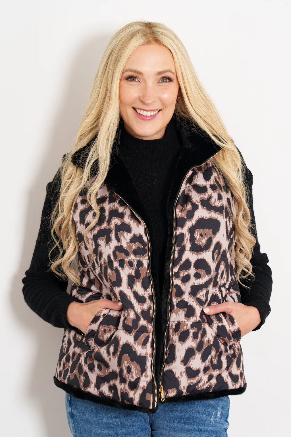 Tamsin Faux Fur Lined Gilet in natural Leopard – Crowberry Wood 2024 LTD